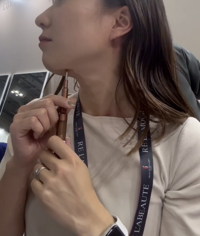 石井美保さんも愛用！フェイスポインター（Face-Pointer）がすごい！使い方や効果をレビュー！ - BEERACLE BLOG